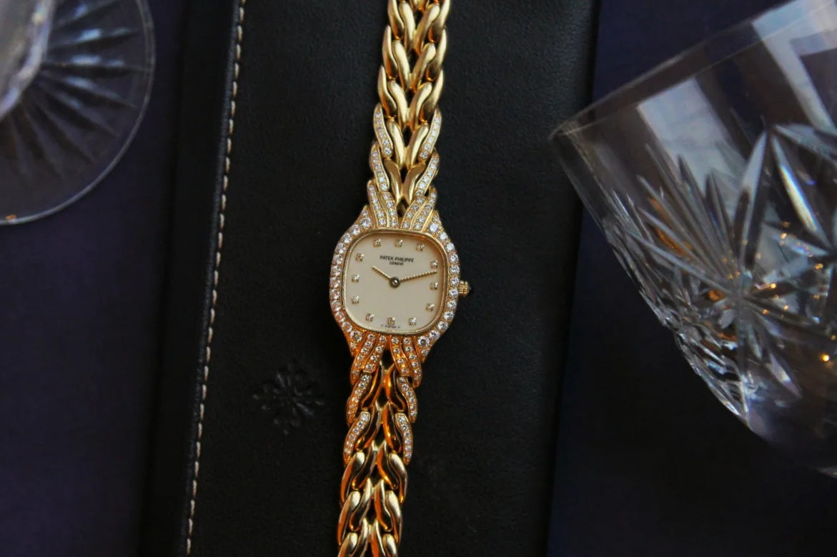 Ladies watch – Mayfair Watch